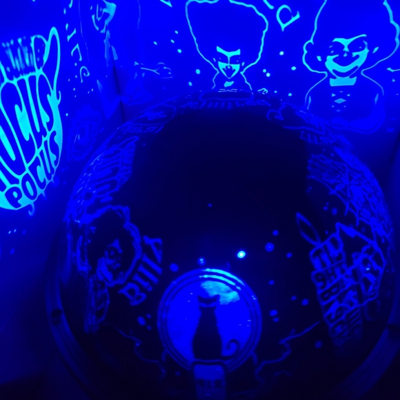 Disney | Party Supplies | Hocus Pocus Led Image Projecting Shadow Light ...